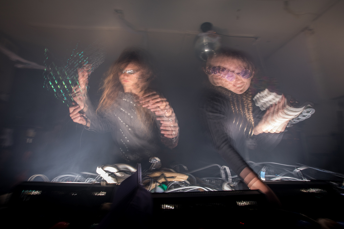 Interview with MSHR | MASSAGE MAGAZINE マッサージマガジン